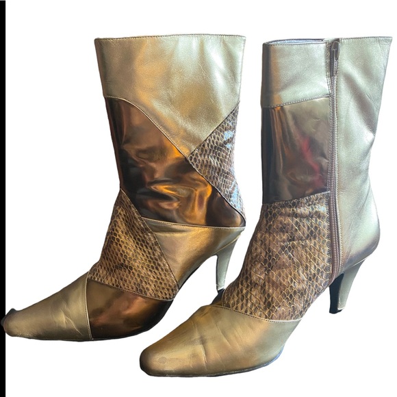 Bellini | Shoes | Gold Heeled Bellini Boots | Poshmark